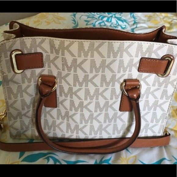 Michael Kors | Bags | Authentic Michael Kors | Poshmark